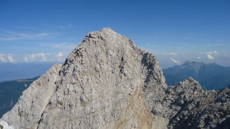 Climbing Spik (Špik) - Slovenian Alps | Mountains For Everybody