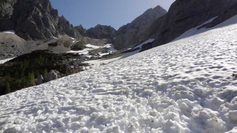 Climbing Spik (Špik) - Slovenian Alps | Mountains For Everybody